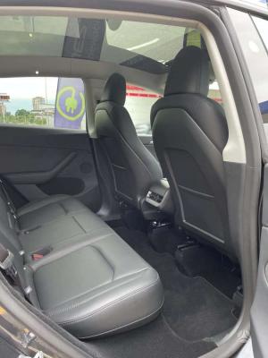 Grey Tesla Model Y 2025 in Vilnius, with an engine capacity of 0.00 L and mileage of 13 thousand km for 28800 €, photo 17 on AUTOMOTO.COM.LV