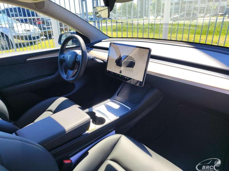 Pelēks Tesla Model Y 2025 Klaipėda, ar dzinēja tilpumu 0.00 L un nobraukumu 1 tūkst. km par 34900 €, foto 13 vietnē AUTOMOTO.COM.LV