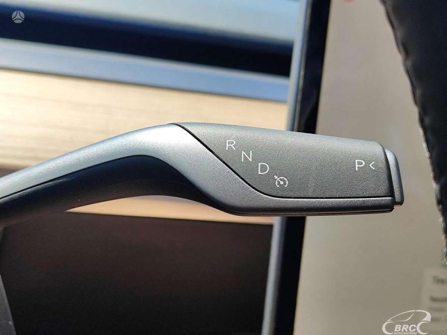 Pelēks Tesla Model Y 2025 Klaipėda, ar dzinēja tilpumu 0.00 L un nobraukumu 1 tūkst. km par 34900 €, foto 46 vietnē AUTOMOTO.COM.LV