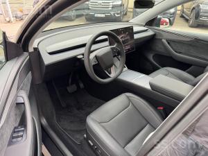 Pelēks Tesla Model Y 2026 Rīga, ar dzinēja tilpumu 0.00 L un nobraukumu 4 tūkst. km par 55800 €, foto 6 vietnē AUTOMOTO.COM.LV