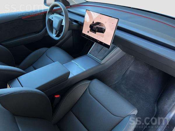 Pelēks Tesla Model Y 2026 Rīga, ar dzinēja tilpumu 0.00 L un nobraukumu 10 tūkst. km par 72740 €, foto 5 vietnē AUTOMOTO.COM.LV