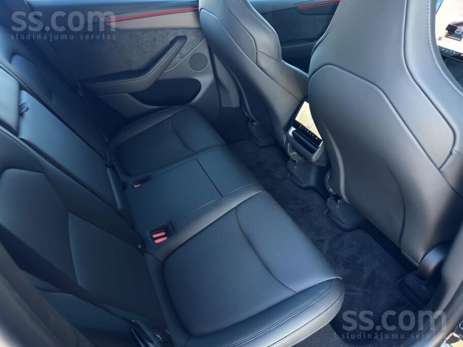 Pelēks Tesla Model Y 2026 Rīga, ar dzinēja tilpumu 0.00 L un nobraukumu 10 tūkst. km par 72740 €, foto 14 vietnē AUTOMOTO.COM.LV