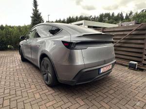 Grey Tesla Model Y 2026 in Vilnius, with an engine capacity of 0.00 L and mileage of 1 thousand km for 42000 €, photo 3 on AUTOMOTO.COM.LV