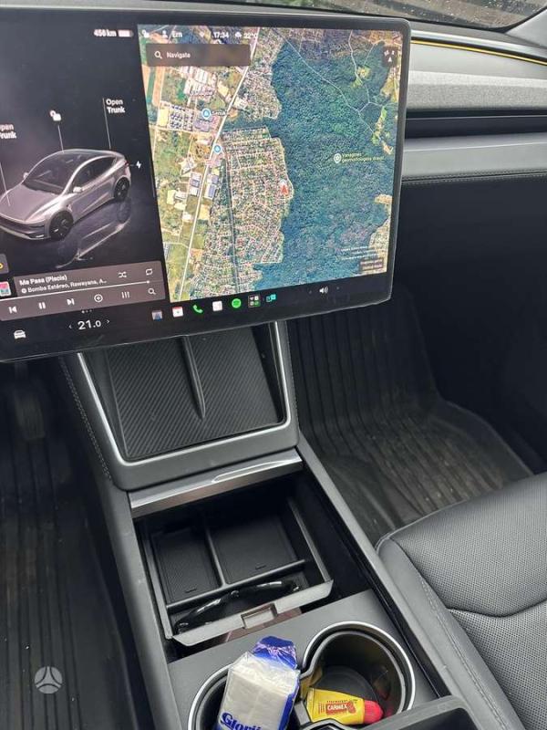 Pelēks Tesla Model Y 2026 Viļņa, ar dzinēja tilpumu 0.00 L un nobraukumu 1 tūkst. km par 42000 €, foto 8 vietnē AUTOMOTO.COM.LV