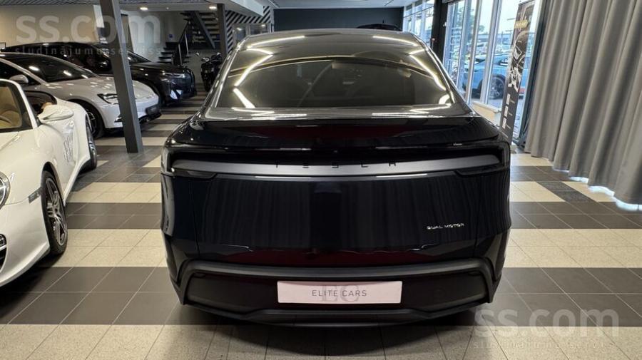 Grey Tesla Model Y 2026 in Riga, with an engine capacity of 0.00 L and mileage of 6 thousand km for 49990 €, photo 7 on AUTOMOTO.COM.LV