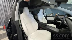 Grey Tesla Model Y 2026 in Riga, with an engine capacity of 0.00 L and mileage of 6 thousand km for 49990 €, photo 12 on AUTOMOTO.COM.LV