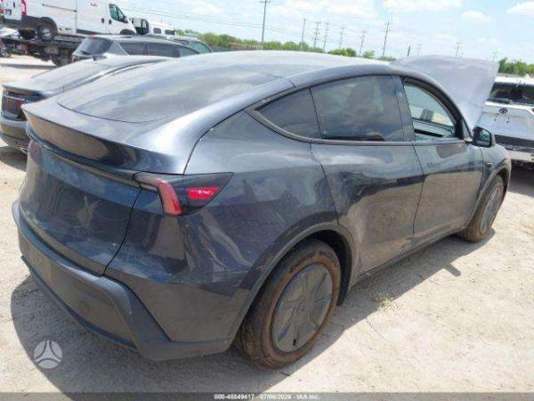Grey Tesla Model Y 2026 in Klaipeda, with an engine capacity of 0.00 L and mileage of 5 thousand km for 15300 €, photo 4 on AUTOMOTO.COM.LV