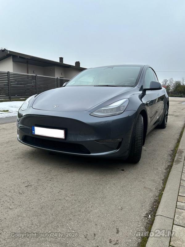 Grey Tesla Model Y 2021 in Parnu, with an engine capacity of 0.00 L and mileage of 138 thousand km for 24990 €, photo 2 on AUTOMOTO.COM.LV