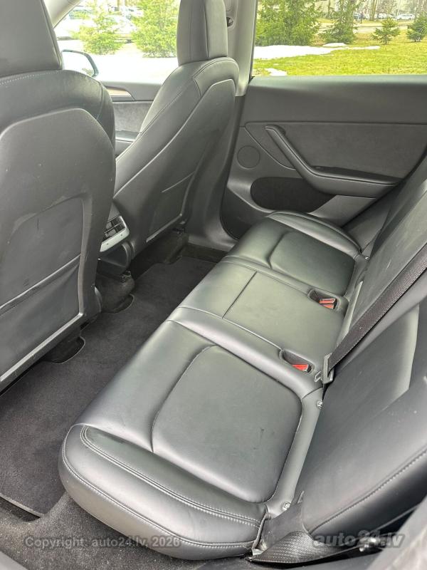 Pelēks Tesla Model Y 2021 Pērnava, ar dzinēja tilpumu 0.00 L un nobraukumu 138 tūkst. km par 24990 €, foto 11 vietnē AUTOMOTO.COM.LV