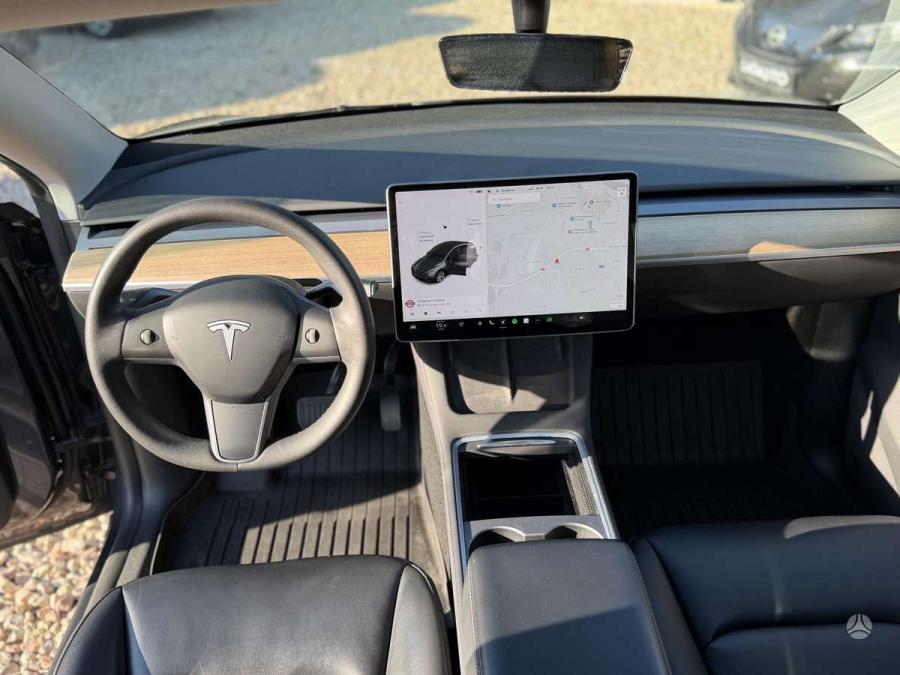 Pelēks Tesla Model Y 2021 Rīga, ar dzinēja tilpumu 0.00 L un nobraukumu 99 tūkst. km par 30990 €, foto 16 vietnē AUTOMOTO.COM.LV