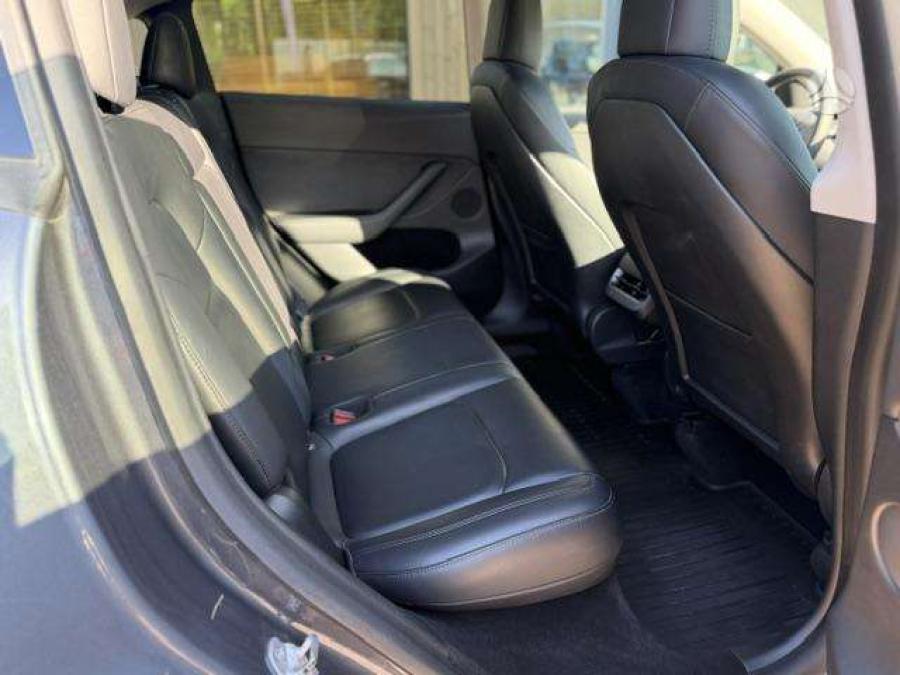 Pelēks Tesla Model Y 2021 Rīga, ar dzinēja tilpumu 0.00 L un nobraukumu 99 tūkst. km par 30990 €, foto 20 vietnē AUTOMOTO.COM.LV