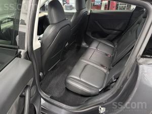Grey Tesla Model Y 2022 in Riga, with an engine capacity of 0.00 L and mileage of 141 thousand km for 28500 €, photo 15 on AUTOMOTO.COM.LV