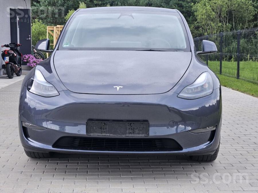 Серый Тесла Модель Y 2022 в Юрмала, объемом двигателя 0.00 л и пробегом 95 тыс. км за 31000 €, фото 3 на AUTOMOTO.COM.LV