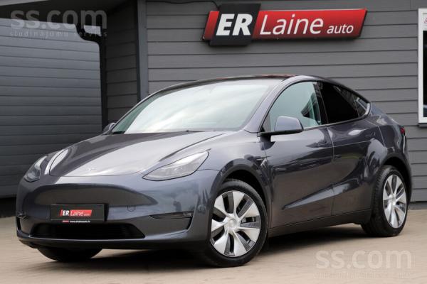 Grey Tesla Model Y 2022 in Tukums, with an engine capacity of 0.00 L and mileage of 114 thousand km for 30000 €, photo 2 on AUTOMOTO.COM.LV