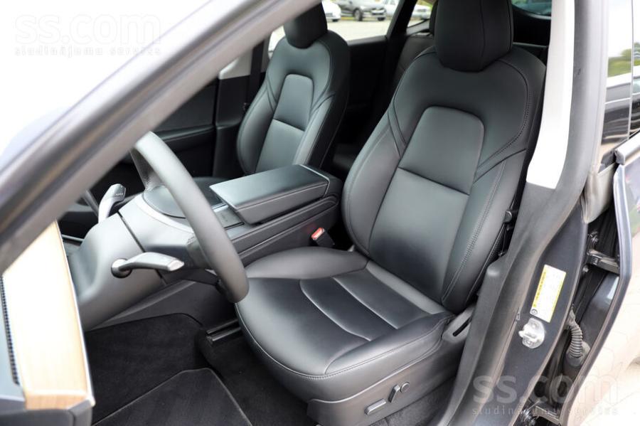 Pelēks Tesla Model Y 2022 Tukums, ar dzinēja tilpumu 0.00 L un nobraukumu 114 tūkst. km par 30000 €, foto 9 vietnē AUTOMOTO.COM.LV