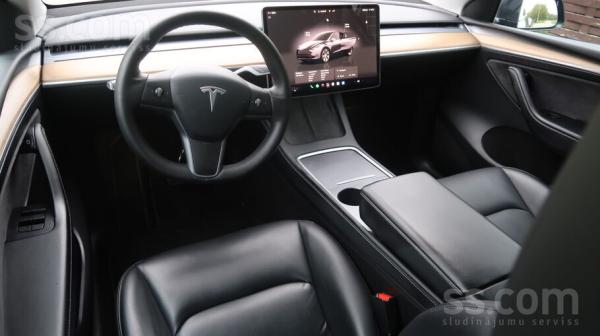 Pelēks Tesla Model Y 2022 Rīga, ar dzinēja tilpumu 0.00 L un nobraukumu 167 tūkst. km par 27000 €, foto 11 vietnē AUTOMOTO.COM.LV