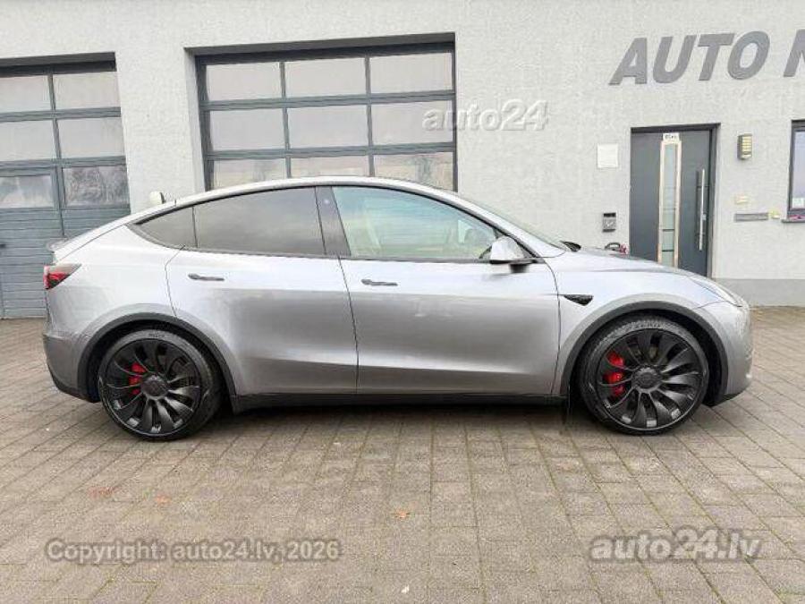 Pelēks Tesla Model Y 2023 Tallina, ar dzinēja tilpumu 0.00 L un nobraukumu 59 tūkst. km par 39990 €, foto 7 vietnē AUTOMOTO.COM.LV