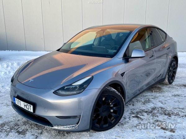 Grey Tesla Model Y 2023 in Tartu, with an engine capacity of 0.00 L and mileage of 54 thousand km for 37200 €, photo 3 on AUTOMOTO.COM.LV