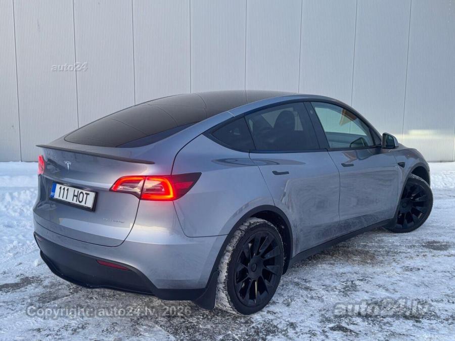 Pelēks Tesla Model Y 2023 Tartu, ar dzinēja tilpumu 0.00 L un nobraukumu 54 tūkst. km par 37200 €, foto 4 vietnē AUTOMOTO.COM.LV