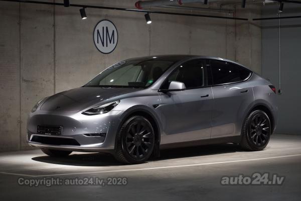 Grey Tesla Model Y 2023 in Tallinn, with an engine capacity of 0.00 L and mileage of 43 thousand km for 39490 €, photo 1 on AUTOMOTO.COM.LV
