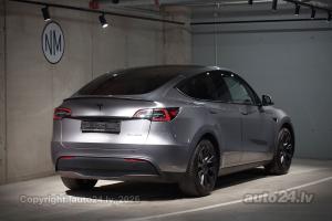 Grey Tesla Model Y 2023 in Tallinn, with an engine capacity of 0.00 L and mileage of 43 thousand km for 39490 €, photo 5 on AUTOMOTO.COM.LV