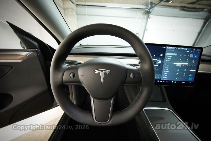 Grey Tesla Model Y 2023 in Tallinn, with an engine capacity of 0.00 L and mileage of 43 thousand km for 39490 €, photo 16 on AUTOMOTO.COM.LV