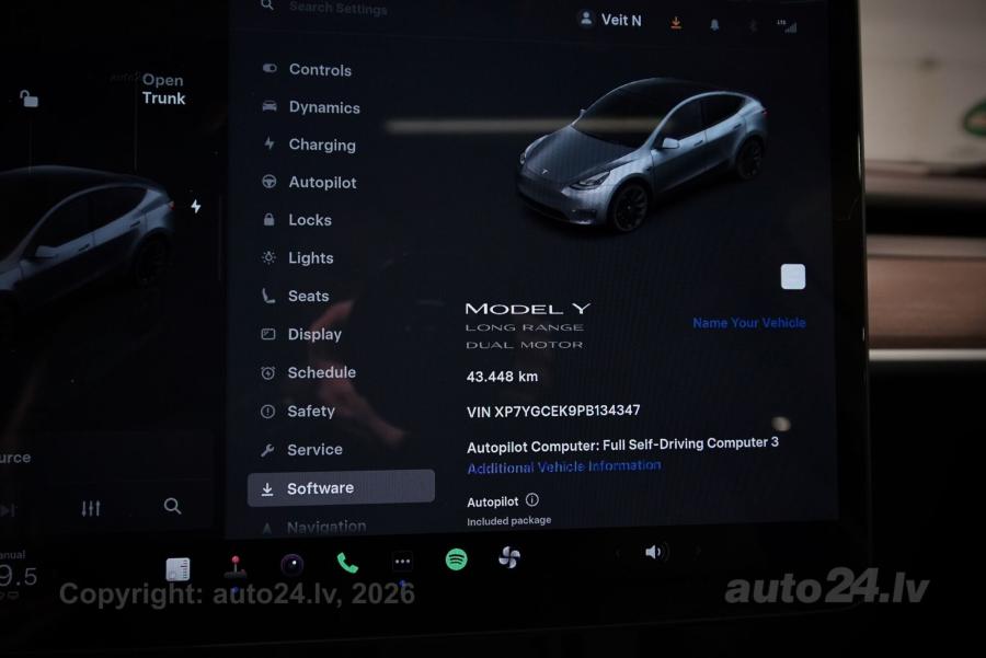 Grey Tesla Model Y 2023 in Tallinn, with an engine capacity of 0.00 L and mileage of 43 thousand km for 39490 €, photo 17 on AUTOMOTO.COM.LV