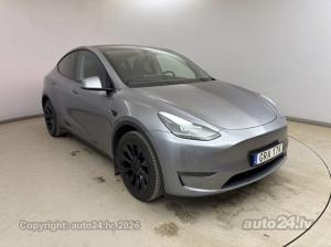 Grey Tesla Model Y 2023 in Tallinn, with an engine capacity of 0.00 L and mileage of 50 thousand km for 40990 €, photo 3 on AUTOMOTO.COM.LV