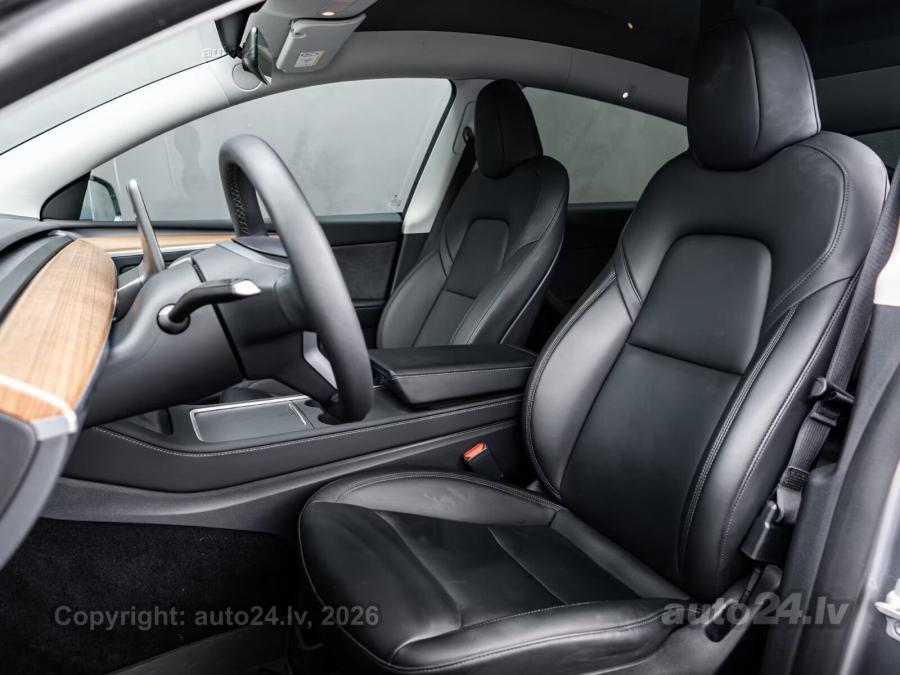 Pelēks Tesla Model Y 2023 Tallina, ar dzinēja tilpumu 0.00 L un nobraukumu 26 tūkst. km par 41990 €, foto 10 vietnē AUTOMOTO.COM.LV