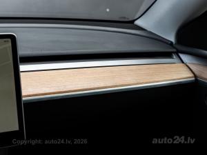 Pelēks Tesla Model Y 2023 Tallina, ar dzinēja tilpumu 0.00 L un nobraukumu 26 tūkst. km par 41990 €, foto 15 vietnē AUTOMOTO.COM.LV