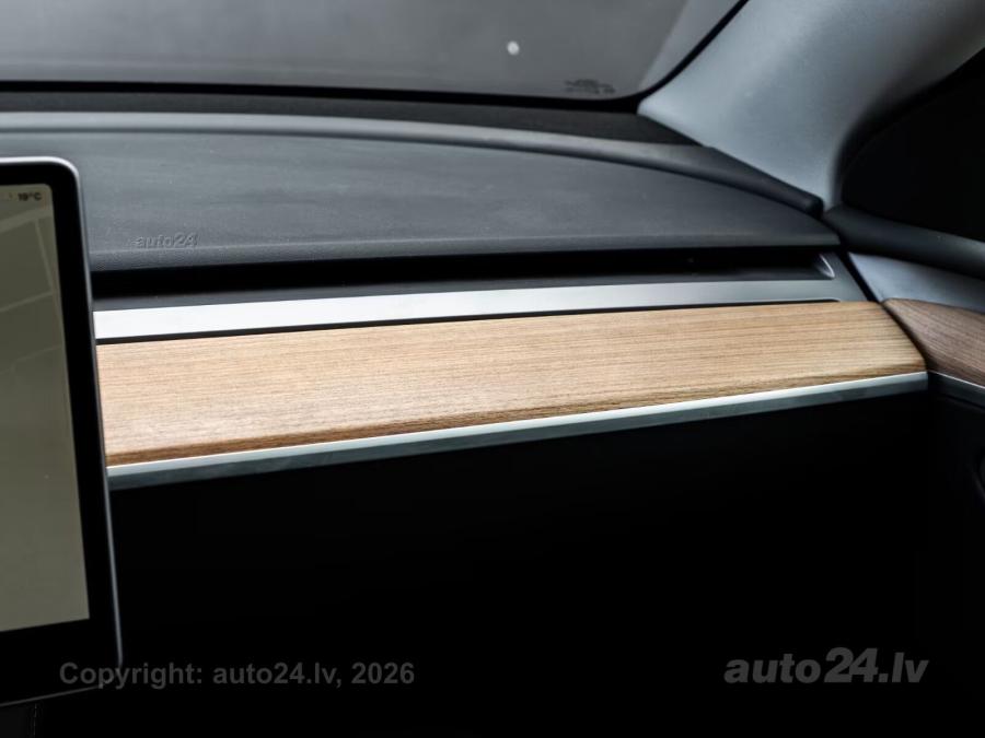 Pelēks Tesla Model Y 2023 Tallina, ar dzinēja tilpumu 0.00 L un nobraukumu 26 tūkst. km par 41990 €, foto 15 vietnē AUTOMOTO.COM.LV