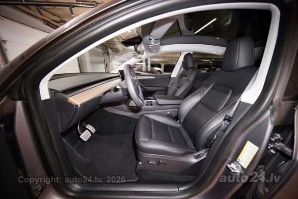 Grey Tesla Model Y 2023 in Tallinn, with an engine capacity of 0.00 L and mileage of 89 thousand km for 37990 €, photo 10 on AUTOMOTO.COM.LV