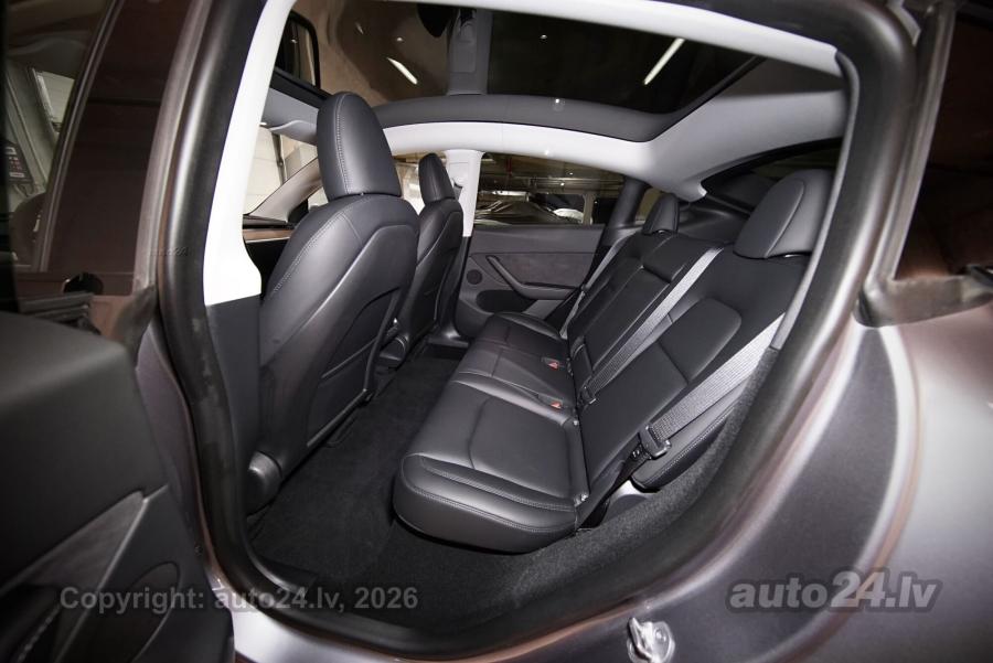 Pelēks Tesla Model Y 2023 Tallina, ar dzinēja tilpumu 0.00 L un nobraukumu 89 tūkst. km par 37990 €, foto 13 vietnē AUTOMOTO.COM.LV