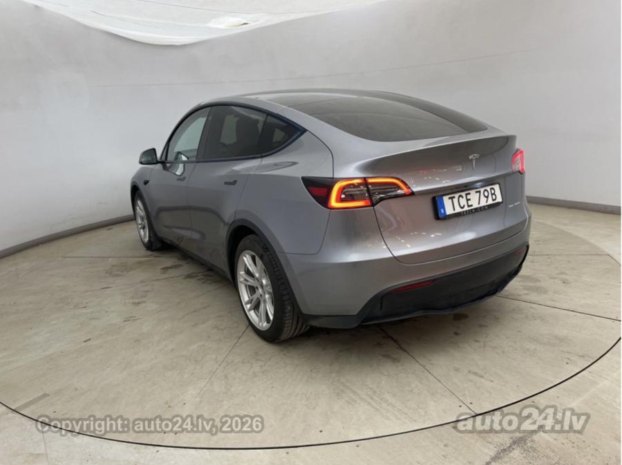 Pelēks Tesla Model Y 2023 Tallina, ar dzinēja tilpumu 0.00 L un nobraukumu 70 tūkst. km par 38990 €, foto 5 vietnē AUTOMOTO.COM.LV