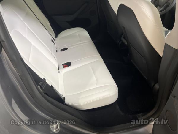 Серый Тесла Модель Y 2023 в Таллин, объемом двигателя 0.00 л и пробегом 70 тыс. км за 38990 €, фото 8 на AUTOMOTO.COM.LV