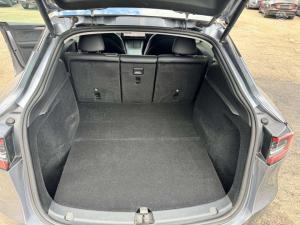 Grey Tesla Model Y 2023 in Radviliskis, with an engine capacity of 0.00 L and mileage of 27 thousand km for 19650 €, photo 15 on AUTOMOTO.COM.LV