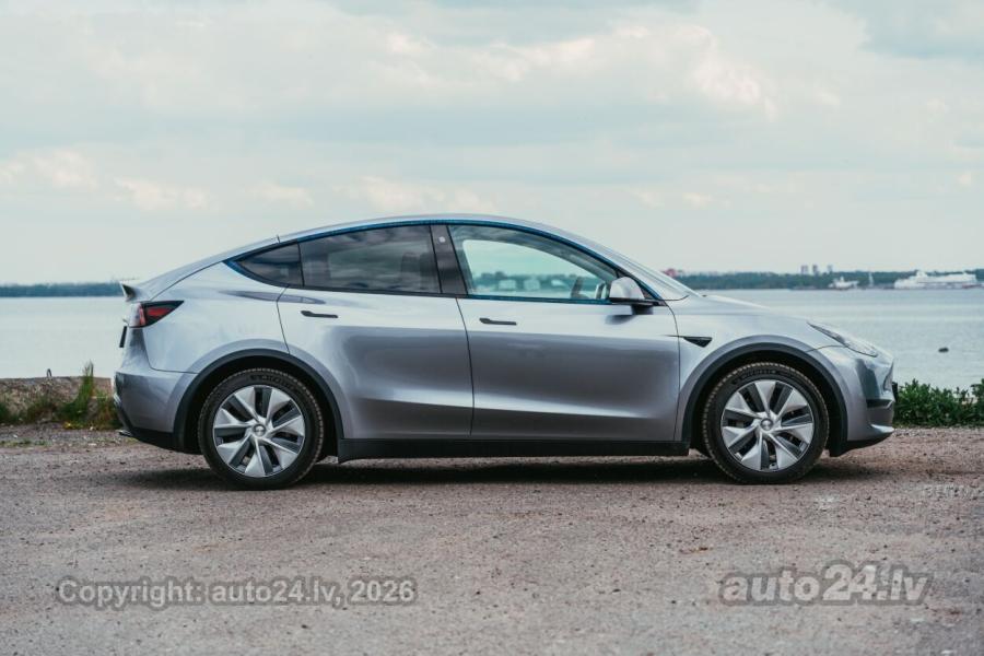 Pelēks Tesla Model Y 2023 Tallina, ar dzinēja tilpumu 0.00 L un nobraukumu 131 tūkst. km par 35900 €, foto 8 vietnē AUTOMOTO.COM.LV
