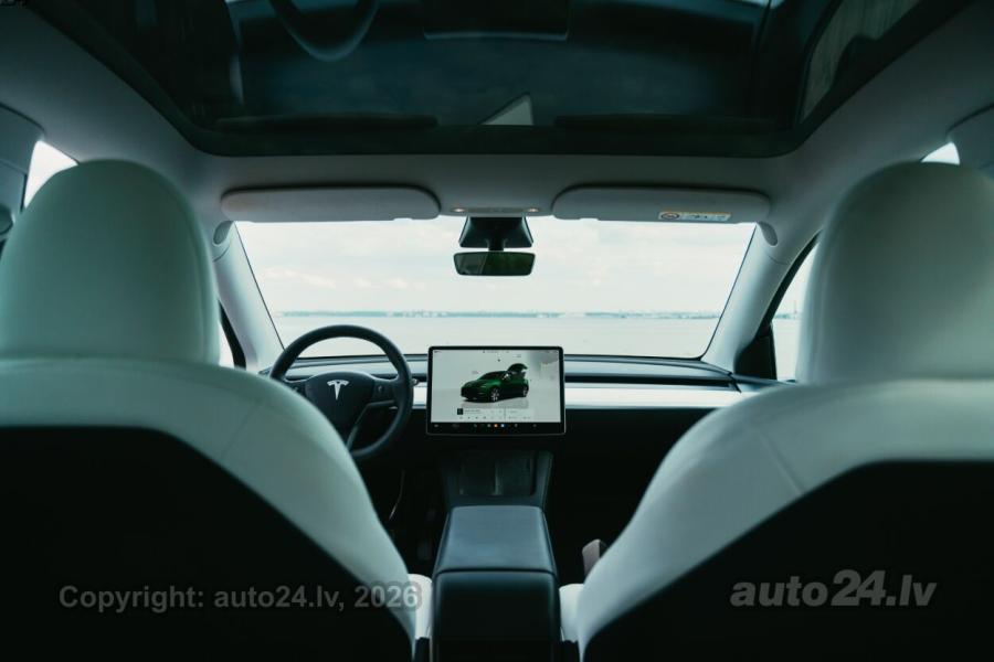 Pelēks Tesla Model Y 2023 Tallina, ar dzinēja tilpumu 0.00 L un nobraukumu 131 tūkst. km par 35900 €, foto 10 vietnē AUTOMOTO.COM.LV