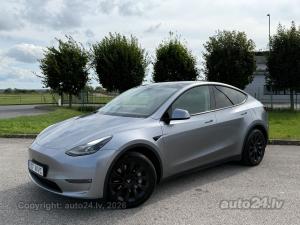 Grey Tesla Model Y 2023 in Tartu, with an engine capacity of 0.00 L and mileage of 22 thousand km for 40300 €, photo 5 on AUTOMOTO.COM.LV