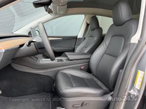 Grey Tesla Model Y 2023 in Tartu, with an engine capacity of 0.00 L and mileage of 22 thousand km for 40300 €, photo 14 on AUTOMOTO.COM.LV