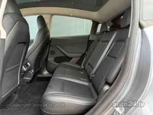 Grey Tesla Model Y 2023 in Tartu, with an engine capacity of 0.00 L and mileage of 22 thousand km for 40300 €, photo 16 on AUTOMOTO.COM.LV