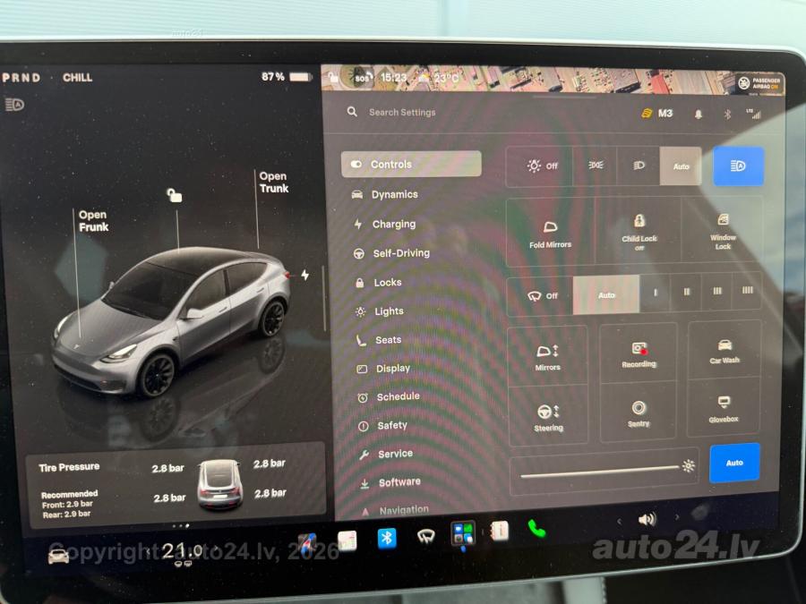 Grey Tesla Model Y 2023 in Tartu, with an engine capacity of 0.00 L and mileage of 22 thousand km for 40300 €, photo 29 on AUTOMOTO.COM.LV