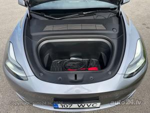 Grey Tesla Model Y 2023 in Tartu, with an engine capacity of 0.00 L and mileage of 22 thousand km for 40300 €, photo 30 on AUTOMOTO.COM.LV