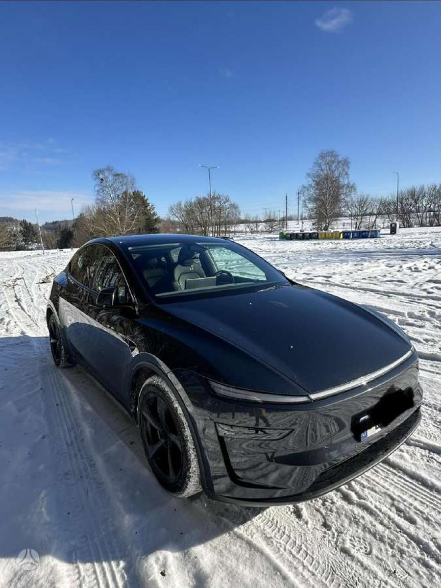 Pelēks Tesla Model Y 2025 Kauņa, ar dzinēja tilpumu 0.00 L un nobraukumu 21 tūkst. km par 48900 €, foto 6 vietnē AUTOMOTO.COM.LV