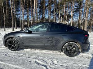 Pelēks Tesla Model Y 2025 Kauņa, ar dzinēja tilpumu 0.00 L un nobraukumu 21 tūkst. km par 48900 €, foto 9 vietnē AUTOMOTO.COM.LV