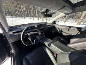 Pelēks Tesla Model Y 2025 Kauņa, ar dzinēja tilpumu 0.00 L un nobraukumu 21 tūkst. km par 48900 €, foto 15 vietnē AUTOMOTO.COM.LV