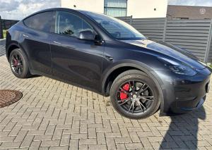 Grey Tesla Model Y 2025 in Klaipeda, with an engine capacity of 0.00 L and mileage of 30 thousand km for 29900 €, photo 6 on AUTOMOTO.COM.LV