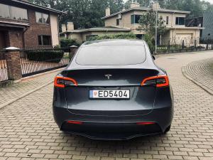 Pelēks Tesla Model Y 2023 Viļņa, ar dzinēja tilpumu 0.00 L un nobraukumu 53 tūkst. km par 28500 €, foto 14 vietnē AUTOMOTO.COM.LV