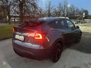Pelēks Tesla Model Y 2023 Viļņa, ar dzinēja tilpumu 0.00 L un nobraukumu 53 tūkst. km par 28500 €, foto 15 vietnē AUTOMOTO.COM.LV