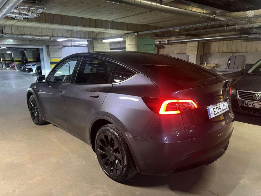 Pelēks Tesla Model Y 2023 Viļņa, ar dzinēja tilpumu 0.00 L un nobraukumu 53 tūkst. km par 28500 €, foto 16 vietnē AUTOMOTO.COM.LV